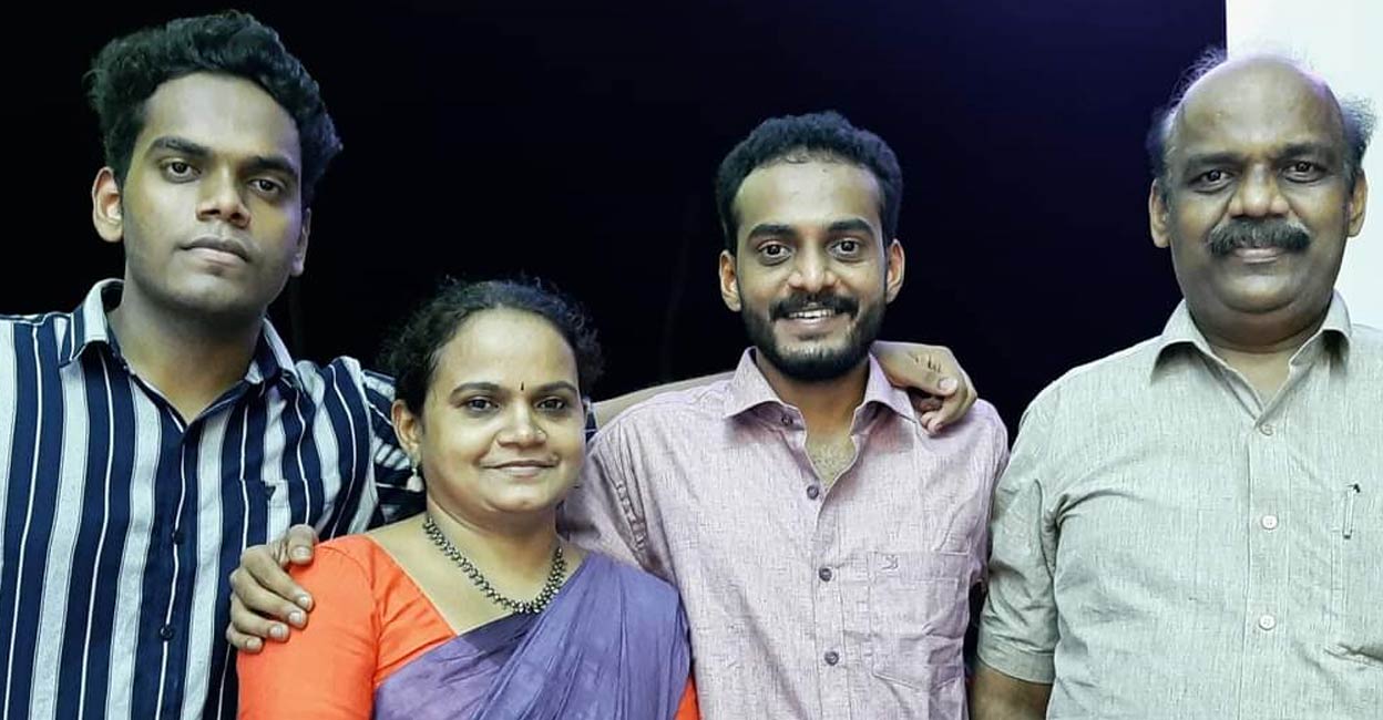 മമ്മൂട്ടി ഭീഷ്മപിതാമഹനാകണമെന്നത് അമൽ നീരദിന്റെ സ്വപ്നം: ദേവദത്ത് ഷാജി ...