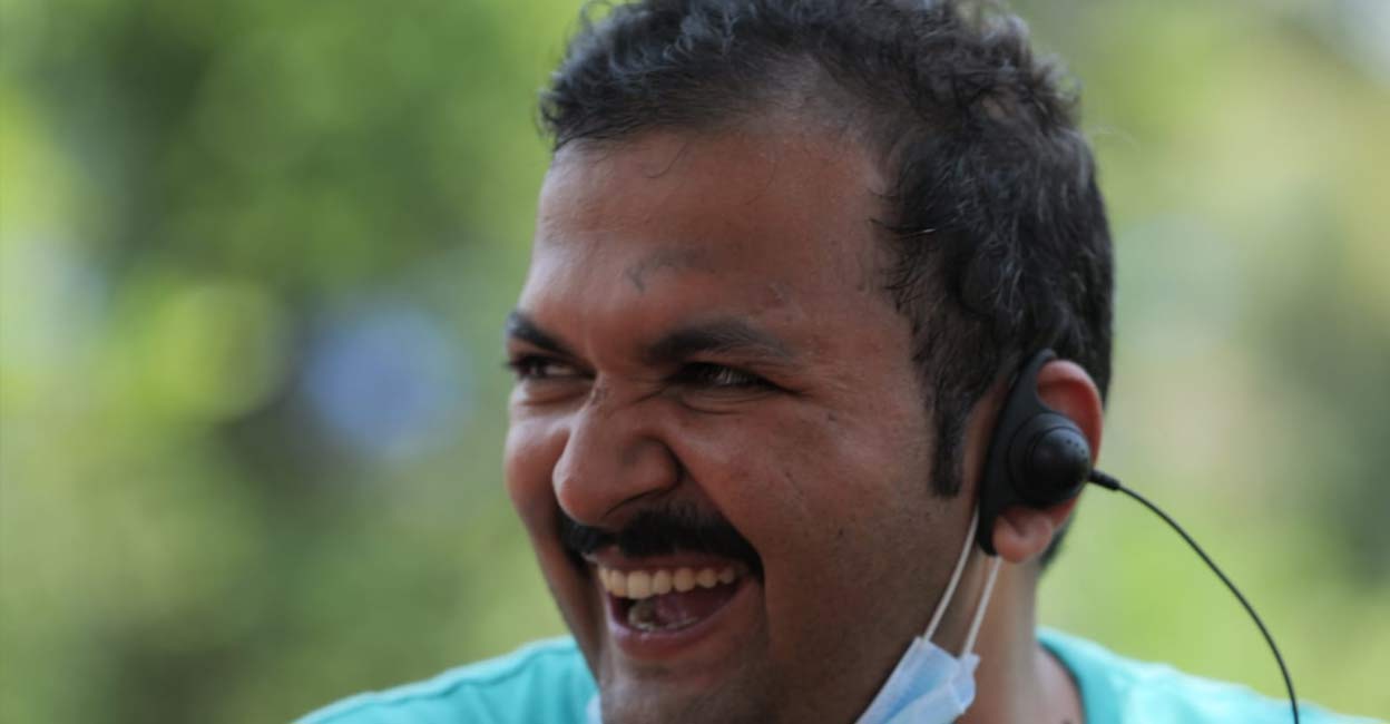 ‘എല്ലാവരോടും നിയമം പറയുന്ന പൊലീസുകാരൻ’; രാകേഷ് ഉഷാർ അഭിമുഖം | Rakesh ...