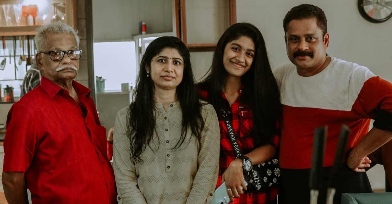 റിവ്യുവെന്നും പറഞ്ഞ് അത്തരക്കാർ നടത്തുന്നത് അവഹേളനം: ‘കുറുക്ക ...