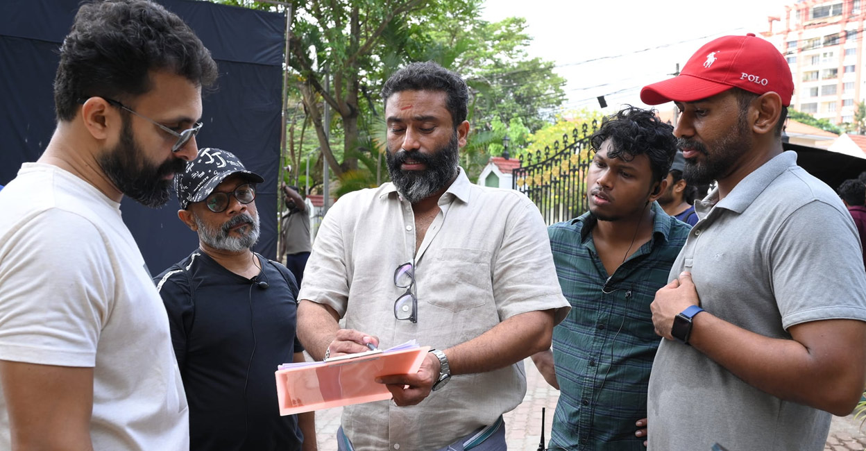 എന്റെ പവി ദിലീപ് തന്നെ: തിരക്കഥാകൃത്ത് രാജേഷ് രാഘവൻ അഭിമുഖം | pavi ...