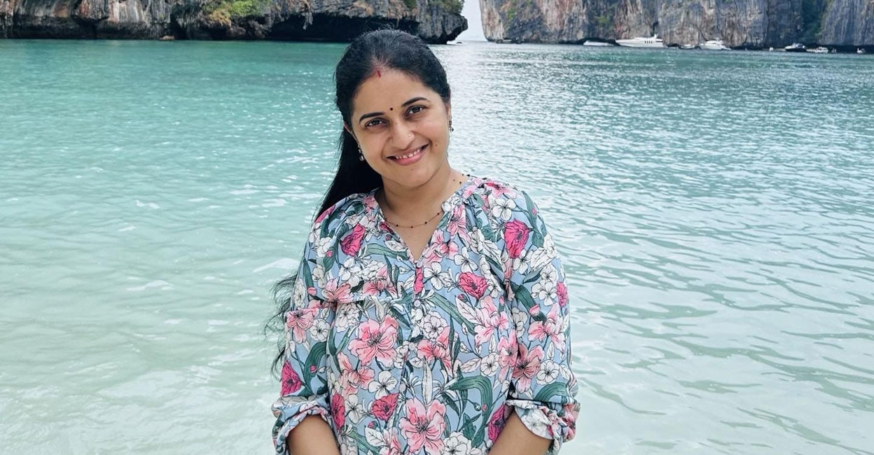 സ്ഫടികത്തിനുശേഷം അഭിനയം വിട്ടു; ആടുതോമയുടെ ‘തുളസി’ ഇപ്പോൾ ഡോക്ടർ | Dr ...