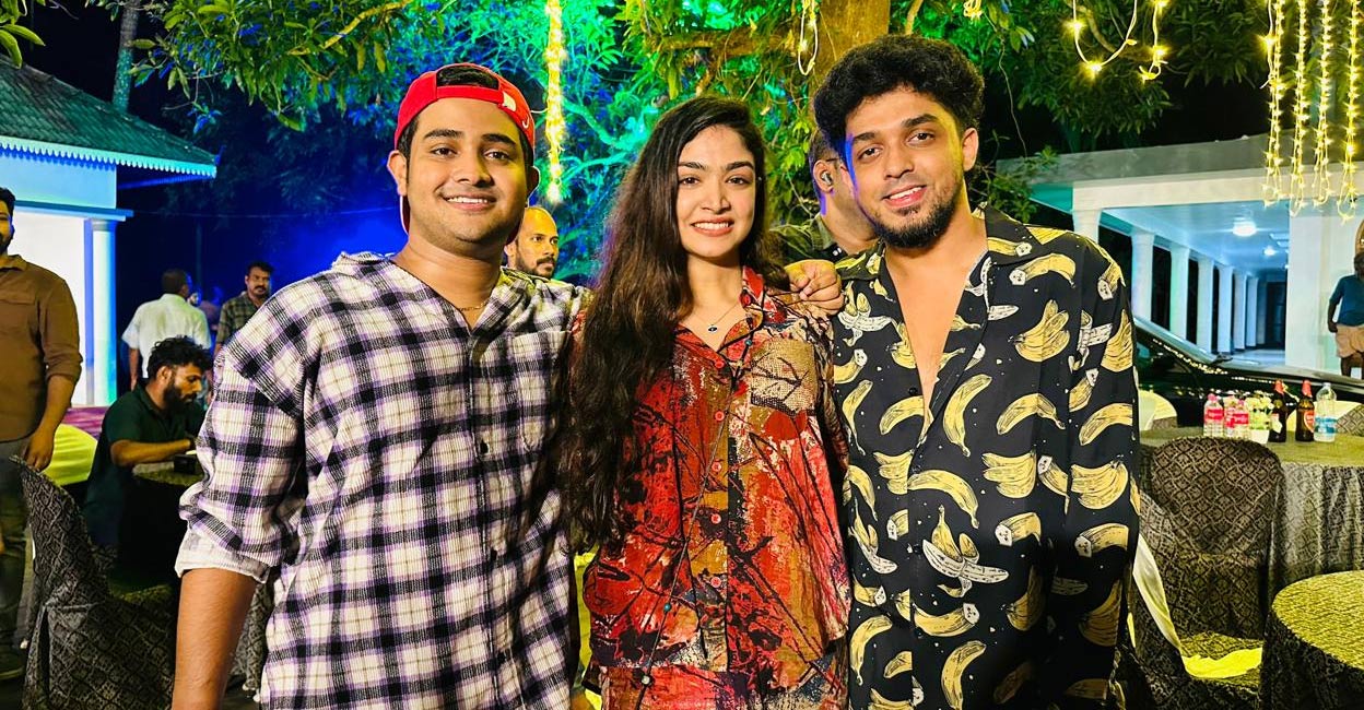 എന്റെ ദേഹത്ത് ഇട്ട പലകയിലാണ് സാഗർ കിടന്നത്: ‘പണി’യിലെ കലിപ്പന്റെ കാന്താരി പറയുന്നു | Merlet Ann ...