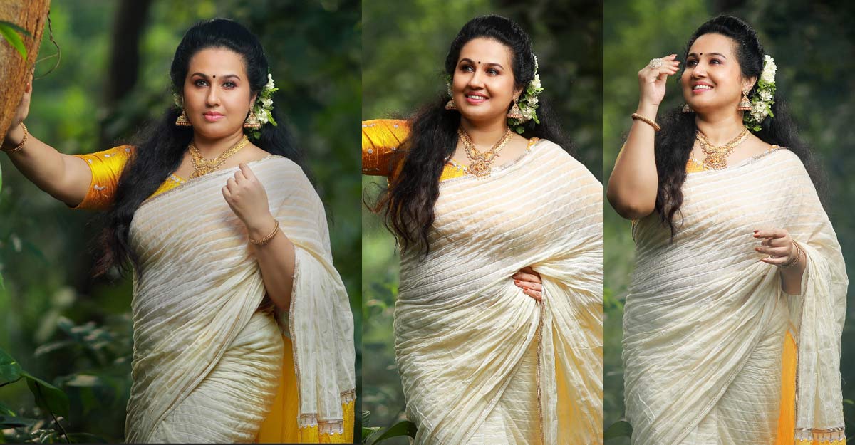 സാരിയഴകിൽ രശ്മി ബോബൻ; ഫോട്ടോഷൂട്ട് ചിത്രങ്ങൾ | Reshmi Boban Photoshoot