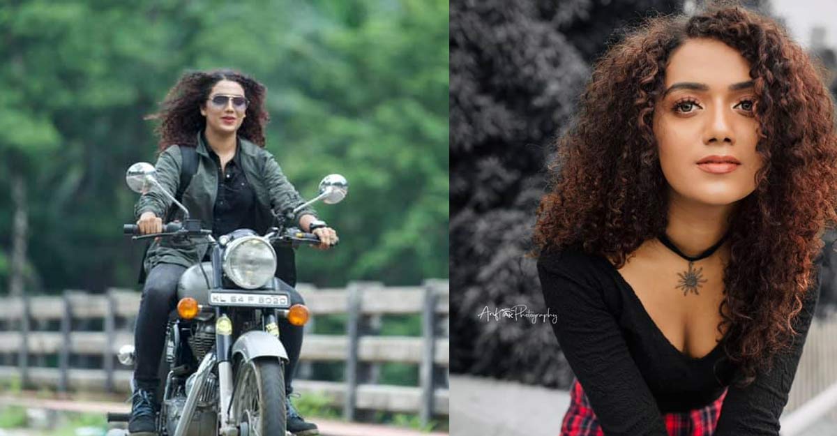 ഹെൽമറ്റില്ലാതെ നടി മറീന മൈക്കിൾ; ചിത്രം പൊലീസിന് അയയ്ക്കുമെന്ന് വിമർശനം | Mareena Michael Bullet