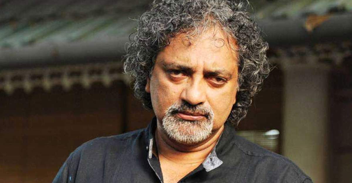 നടൻ ജോയ് മാത്യുവിനു വാഹനാപകടത്തിൽ പരുക്ക്; പിക്കപ്പ് വാനുമായി കാ ...