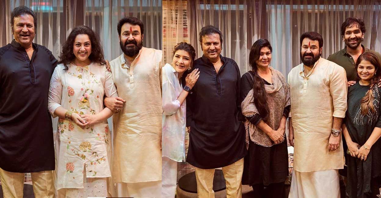 മോഹൻബാബുവിന്റെ വീട്ടിൽ അതിഥികളായി മോഹൻലാലും മീനയും; ചിത്രങ്ങള് ...