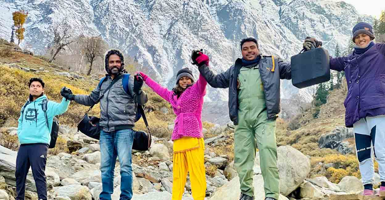 സംസ്കൃത ഭാഷയിലെ ആദ്യ വനിതാ സംവിധായികയുടെ ചിത്രം വരുന്നു: ധർമ്മയോദ്ധാ ...