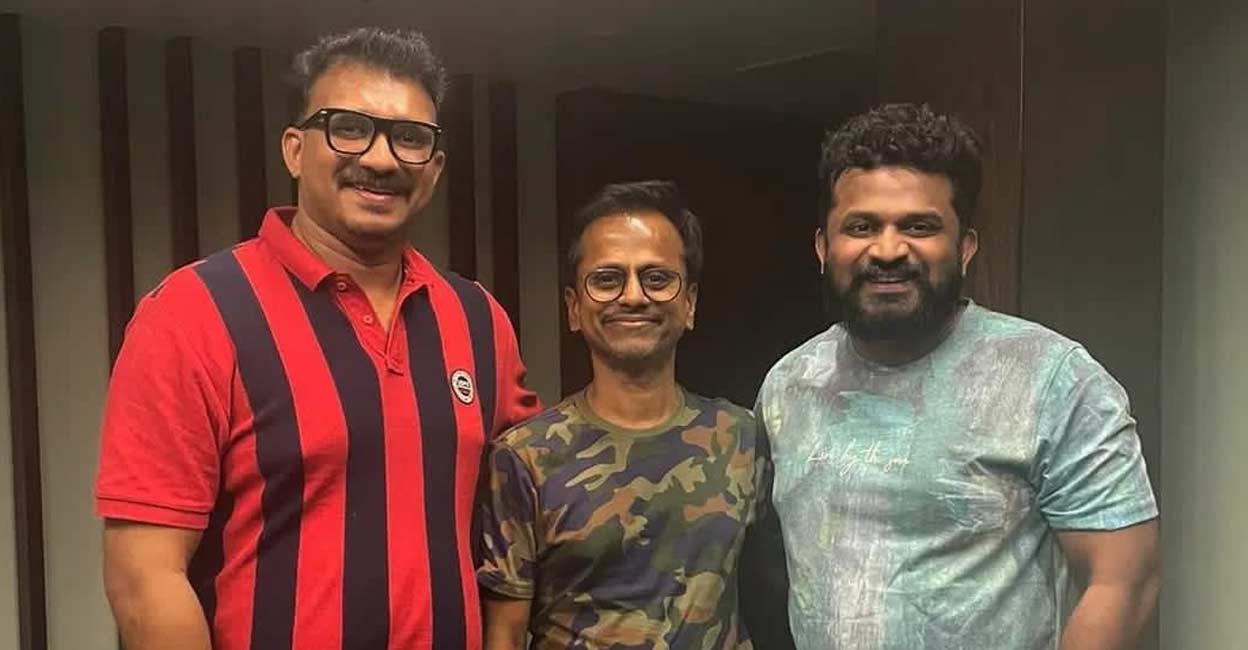 'സൗദി വെള്ളക്ക' കണ്ട് കണ്ണ് നിറഞ്ഞ് എ.ആർ. മുരുകദോസ് | A R Murugadoss ...
