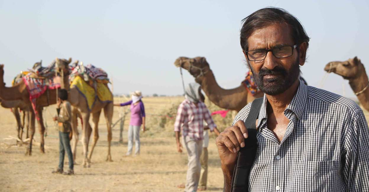 സത്യൻ അന്തിക്കാടിന്റെ മകളിൽ മോഹനനുണ്ട്, മോമിയില്ല | MK Mohanan Still ...