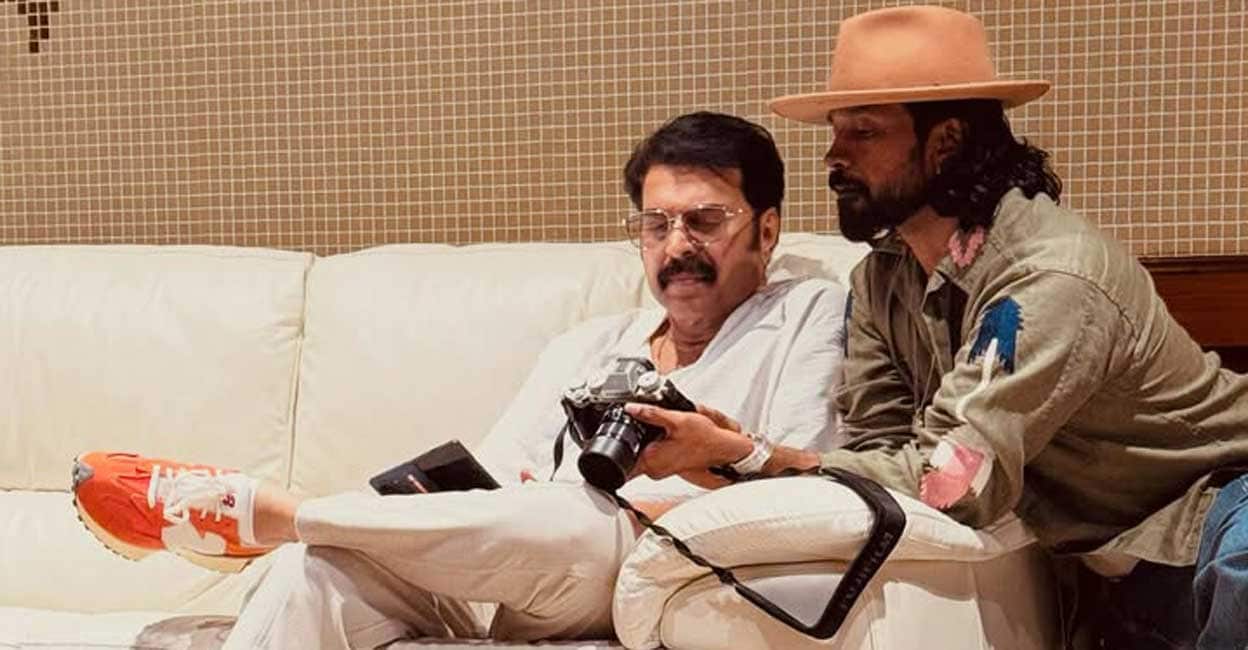 ‘മെഗാസ്റ്റാർ ഈസ് ബാക്ക്’; മമ്മൂട്ടിയുടെ പുത്തൻ ചിത്രങ്ങളുമായി ഷാനി ഷാകി ...