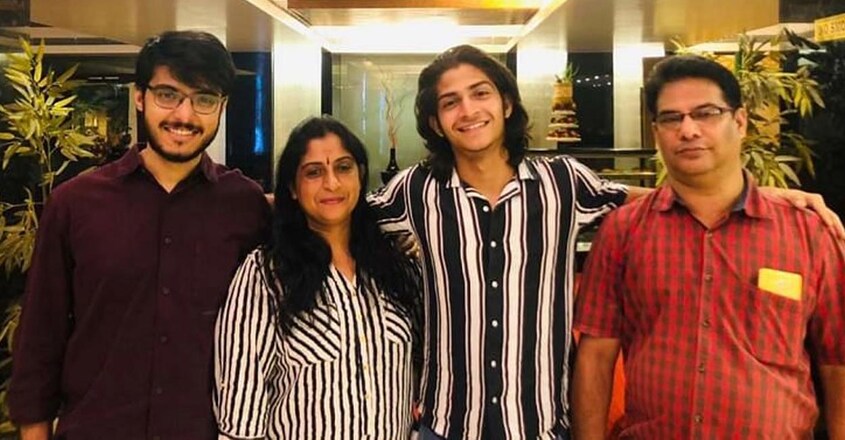 നകുലിനെ കണ്ടു, അവൻ എന്നെ തിരിച്ചറിഞ്ഞു, പക്ഷേ: നകുല്‍ തമ്പിയുടെ ...