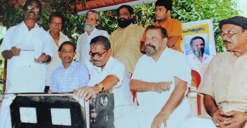 കസ്തൂരിമണമുള്ള പാട്ട്, പൗർണമിച്ചന്ദ്രിക പോലെ പടർന്ന സ്നേഹം |Arjunan Master