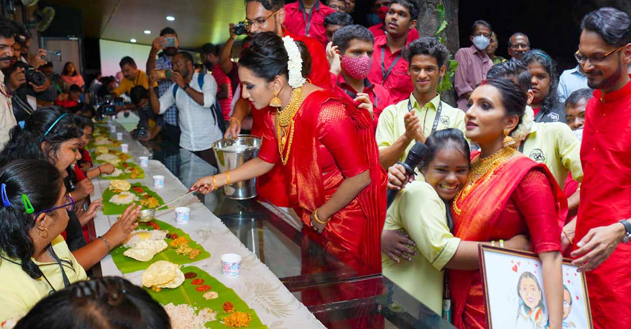 ‘ഇത് എനിക്കെന്റെ വീട് പോലെ, ഇവരെല്ലാം പ്രിയപ്പെട്ടവർ’; വിവാഹദിനം ...
