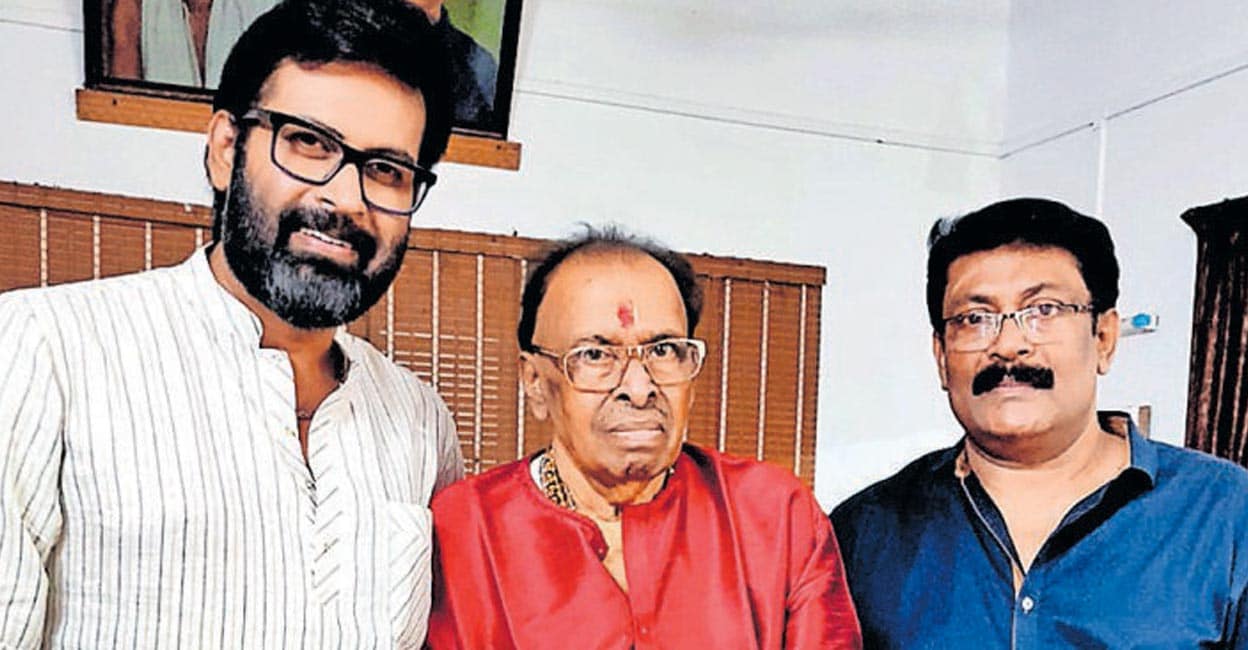 കൊച്ചച്ഛന്റെ മരണത്തിൽ അച്ഛൻ തളർന്നു; രണ്ടാം വരവിനു പിന്നിൽ ദാസേട്ട ...