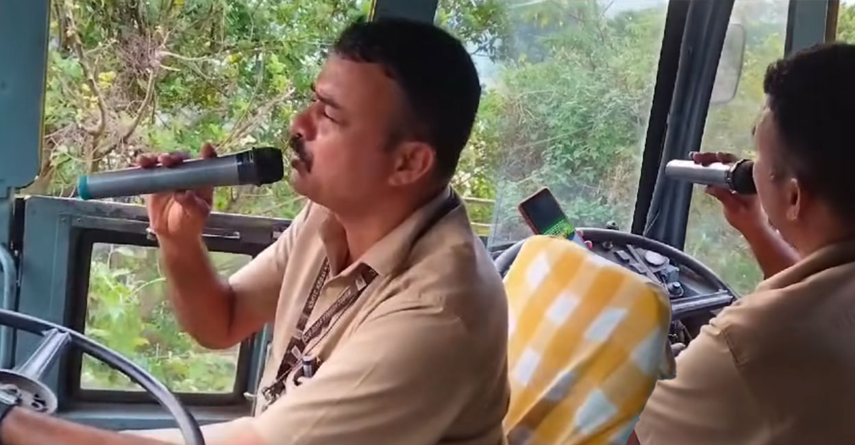 ഒാട്ടം മാത്രമല്ല പാട്ടും വശം: വൈറലാണ് ഇൗ കെഎസ്ആർടിസി ഗായകൻ | Viral ...