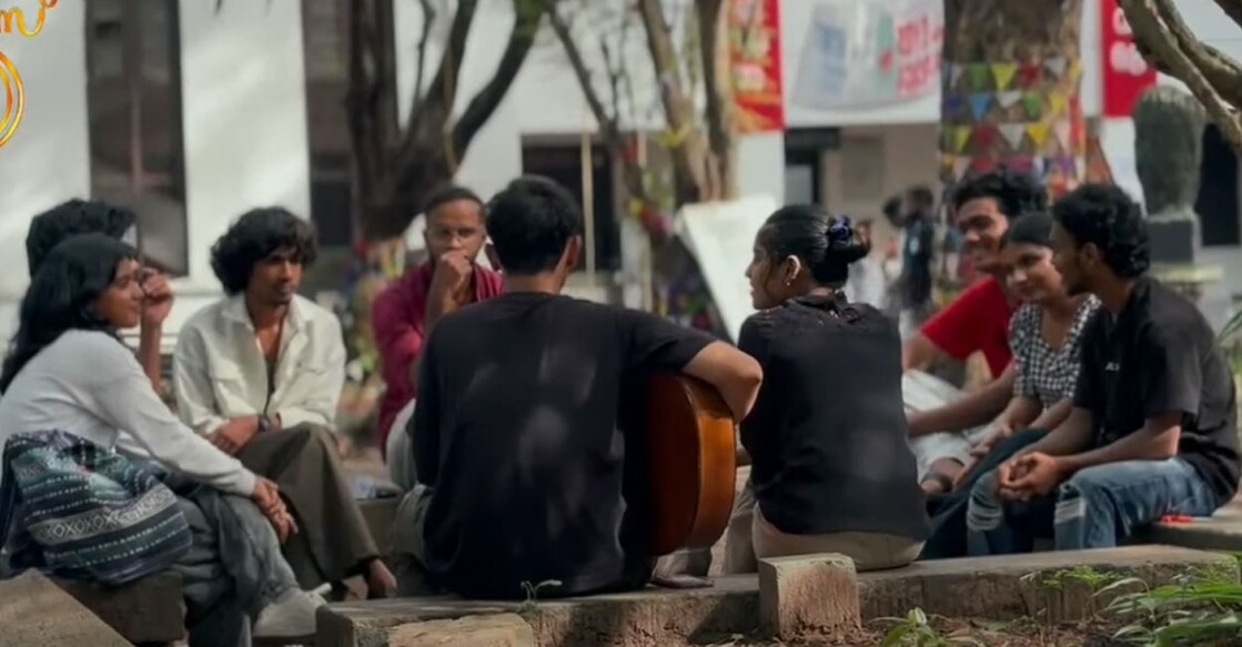 ‘മനുഷ്യനെന്ന പദത്തിന് അർഥം പറഞ്ഞു തന്ന കലാലയമേ’; ‘മധുരമീ മഹാരാജാസ് ...