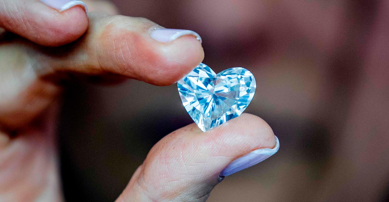 ഡിമാൻഡ് ഇടിവ്: വജ്ര ഇറക്കുമതി താൽക്കാലികമായി നിർത്തുന്നു- Declining ...