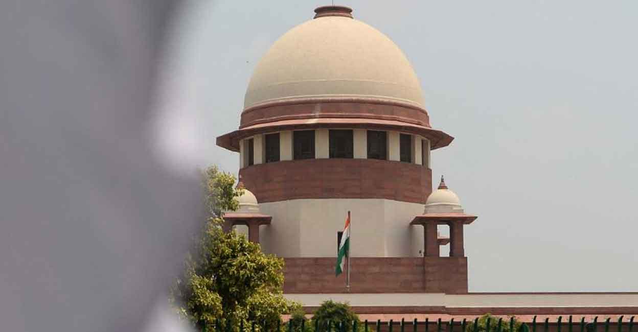 ഭയ്യ ഈസ് ബാക്ക്..; ജാമ്യം കിട്ടിയ ബലാത്സംഗ കേസ് പ്രതിക്കായി ബാന ...