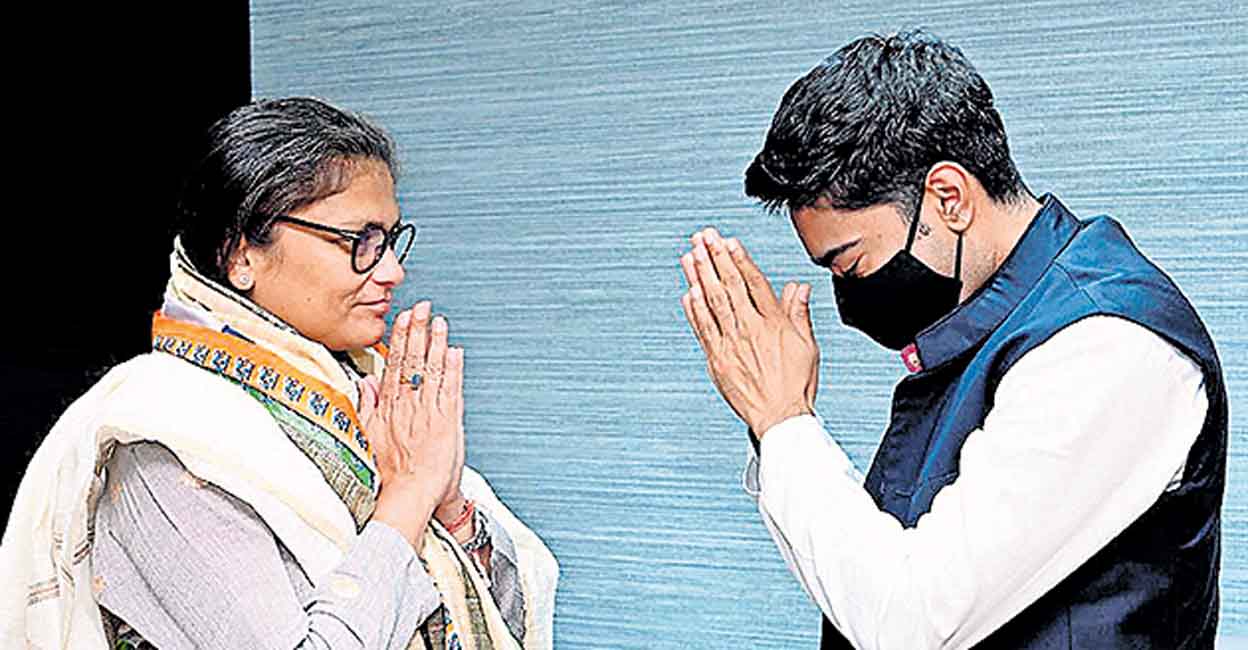 മുന്‍ എംപി സുസ്മിത ദേവ് കോണ്‍ഗ്രസ് വിട്ടു | Former Congress MP Sushmita ...