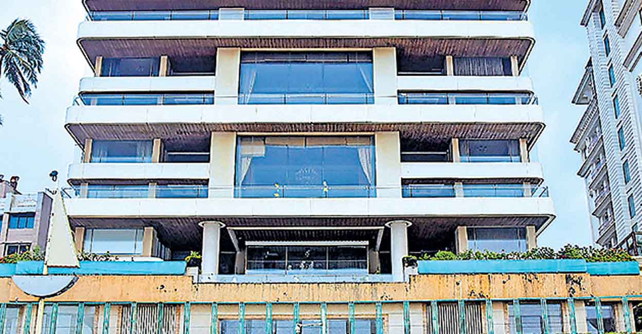 കേന്ദ്രമന്ത്രിയുടെ ബംഗ്ലാവിലെ അനധികൃതനിർമാണം പൊളിക്കണം: ഹൈക്കോടതി ...