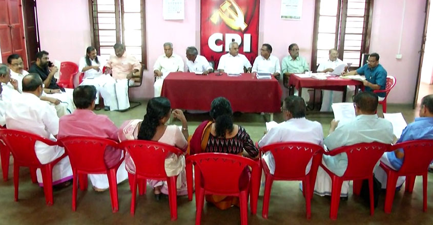 ‘ശബരിമല’യിൽ പ്രായോഗിക സമീപനം വേണം; സിപിഐയിൽ ഭിന്നത | sabarimala issue ...