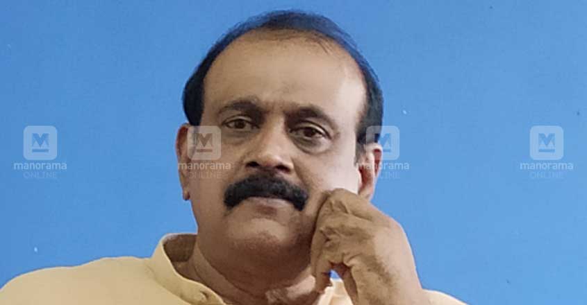 സെൻകുമാറിന്റെ പത്രസമ്മേളനത്തിൽ ബഹളം | TP Senkumar | Manorama News