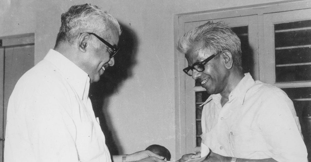 മനുഷ്യസ്നേഹത്തിന്റെ കവി | Akkitham Achuthan Namboothiri, Akkitham ...