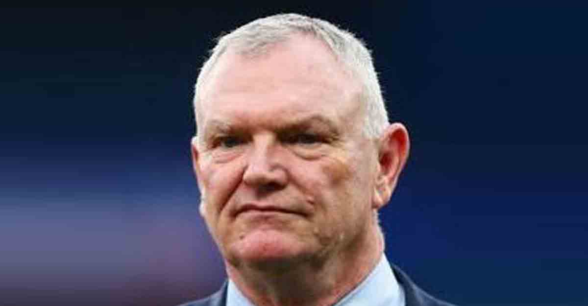 വാക്കിൽ പിഴച്ചു; ഫിഫയും വിട്ട് ക്ലാർക്ക് | Greg Clark | Manorama News