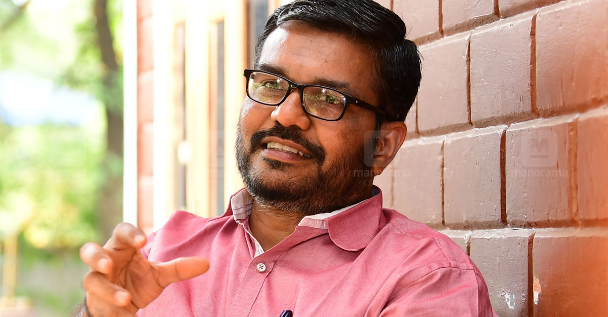 തൃത്താലയിൽ വ്യക്തികൾ തമ്മിലല്ല പോരാട്ടം; തികഞ്ഞ ആത്മവിശ്വാസം: എം.ബി ...