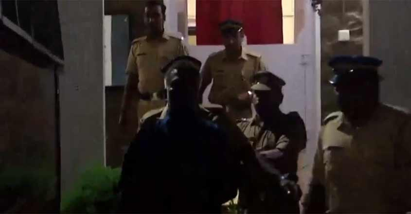 പുലർച്ചെയുള്ള തെളിവെടുപ്പ് പ്രതികളെ രക്ഷിക്കാൻ;പ്രതിഷേധം | Katakkada ...