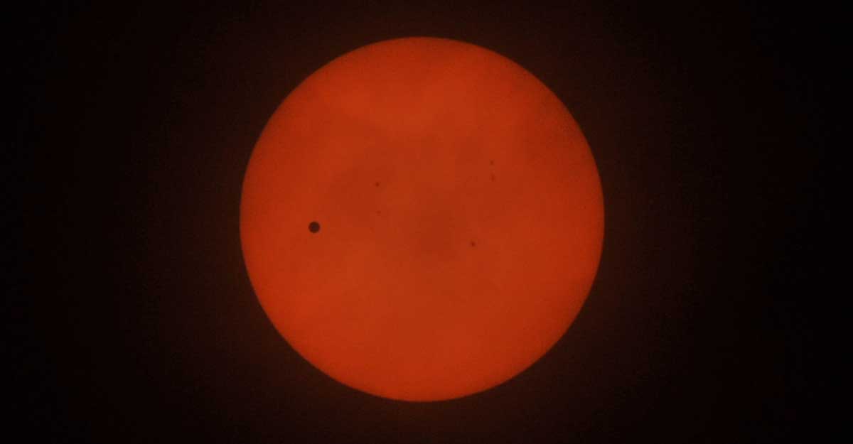 ജീവന്റെ തുടിപ്പുതേടി ശുക്രനിലേക്ക് നാസ | NASA Planetary Plans | Venus ...