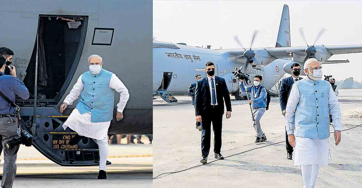 മോദി പറന്നിറങ്ങി; നടുറോഡിൽ! | UP Purvachal Express Highway | PM ...