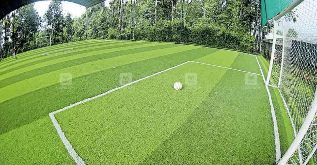 ഫുട്‌ബാള്‍ ടര്‍ഫുകൾ രാത്രി 10 വരെ മാത്രം | Football turf | Kerala ...