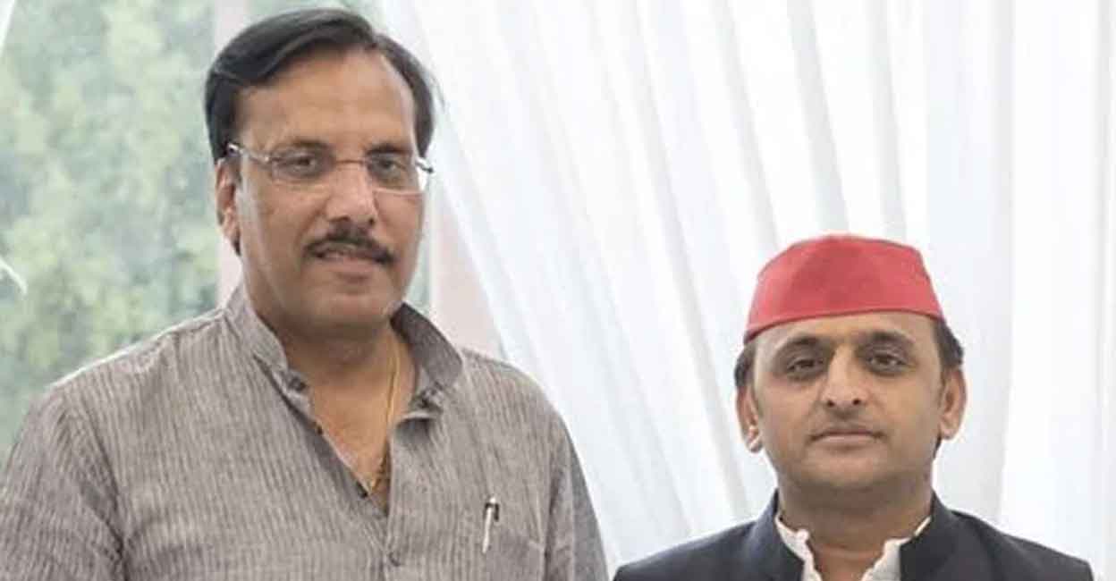 അഖിലേഷ് യാദവിന്റെ ബന്ധുക്കൾക്കെതിരെ റെയ്ഡ് | BJP | Akhilesh Yadav ...