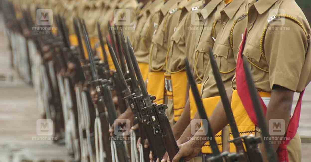 വീട്ടിൽനിന്നു യൂണിഫോം അണിഞ്ഞ് ഡ്യൂട്ടിക്കെത്തണം; ഡിഐജിയുടെ സർക്കുല ...