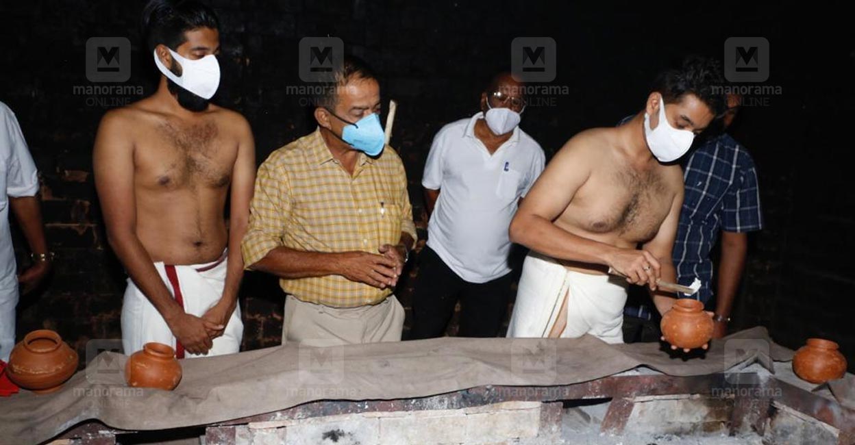 പി.ടി. തോമസിന്റെ ചിതാഭസ്മം ശേഖരിച്ചു | P T Thomas MLA | P T Thomas MLA ...