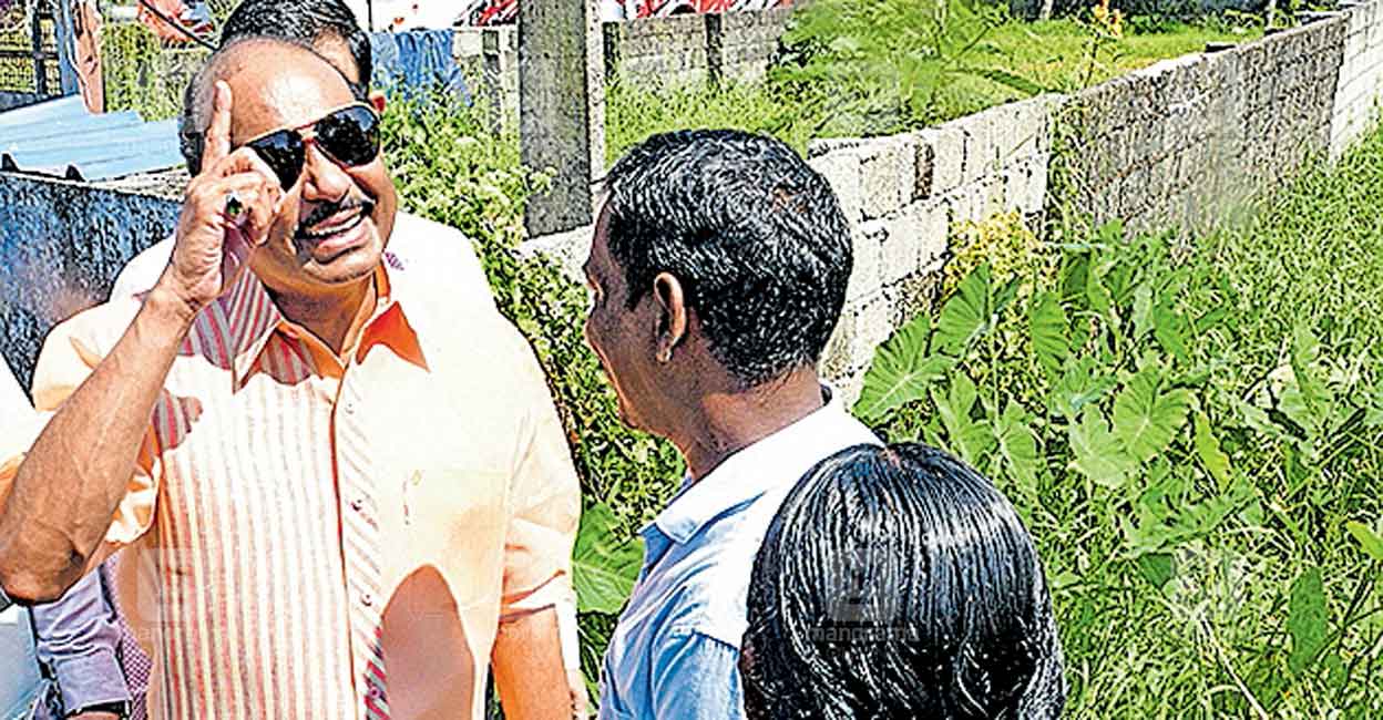 യൂസഫലി പറഞ്ഞു: ‘ജപ്തിയുണ്ടാകില്ല, പോരേ’; നിറഞ്ഞ കണ്ണുകളോടെ കൈകൂപ്പി ...