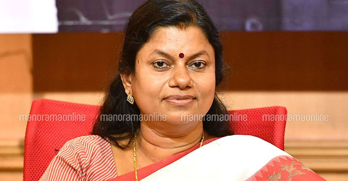 ബിന്ദു കൃഷ്ണയ്ക്ക് സീറ്റ് നിഷേധിക്കാൻ ശ്രമം; കൊല്ലത്ത് പ്രതിഷേധം ...