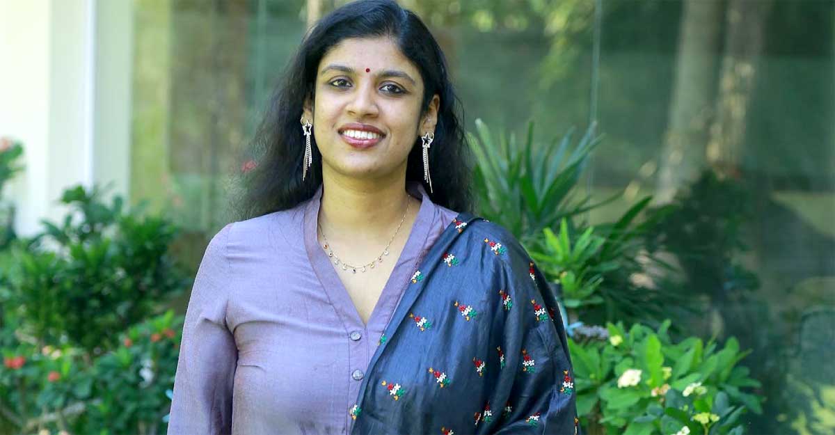 ശമ്പളം 50,000 രൂപയായി ക്രമീകരിച്ചിട്ട് 3 മാസം; ചിന്ത നിവേദനം നൽകി, വ ...