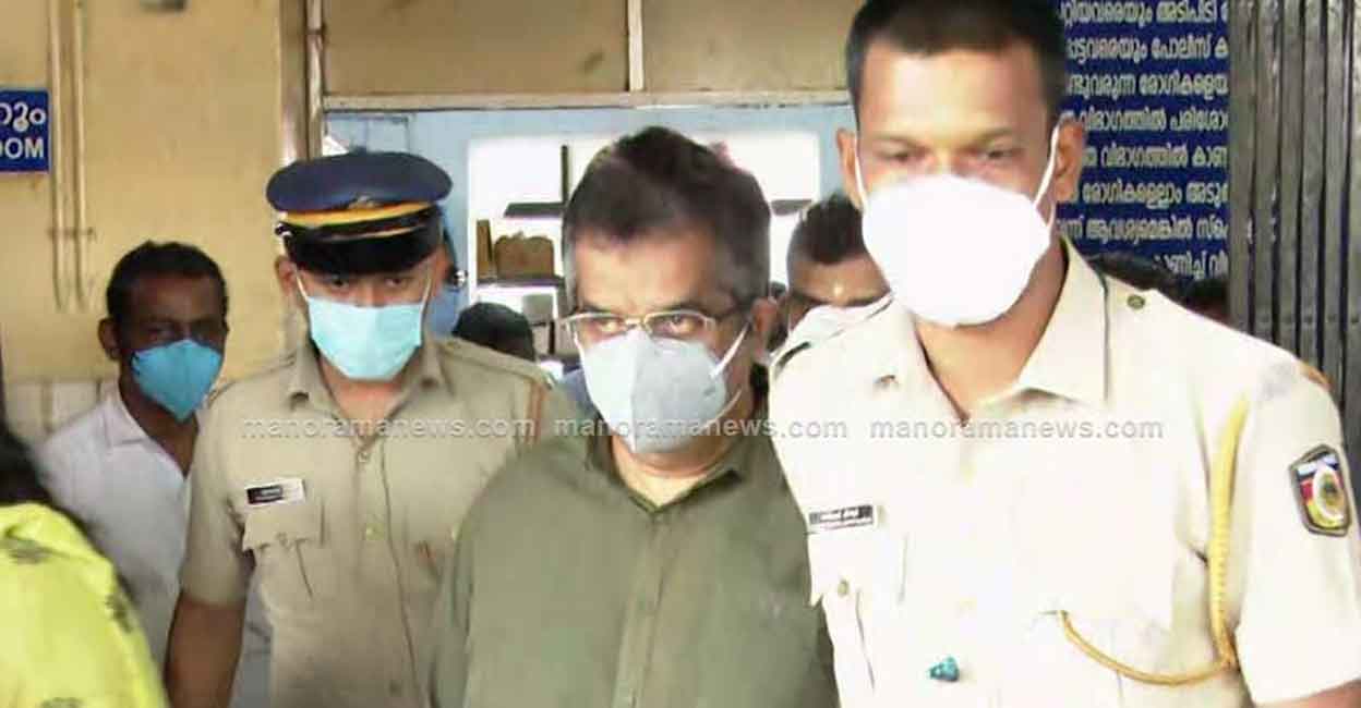 സാമ്പത്തിക തട്ടിപ്പ്: തറയിൽ ഫിനാൻസ് ഉടമ സജി സാം പൊലീസിൽ കീഴടങ്ങി ...