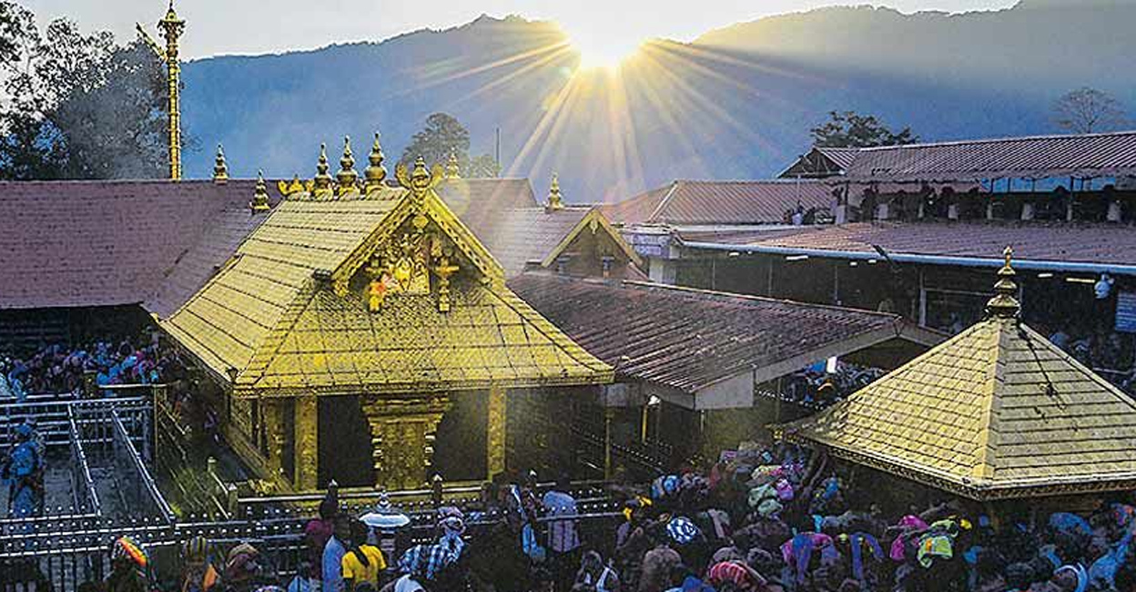 ശബരിമലയിൽ ദിവസം 10,000 പേർ | Karkkidakam Sabarimala | Manorama Online