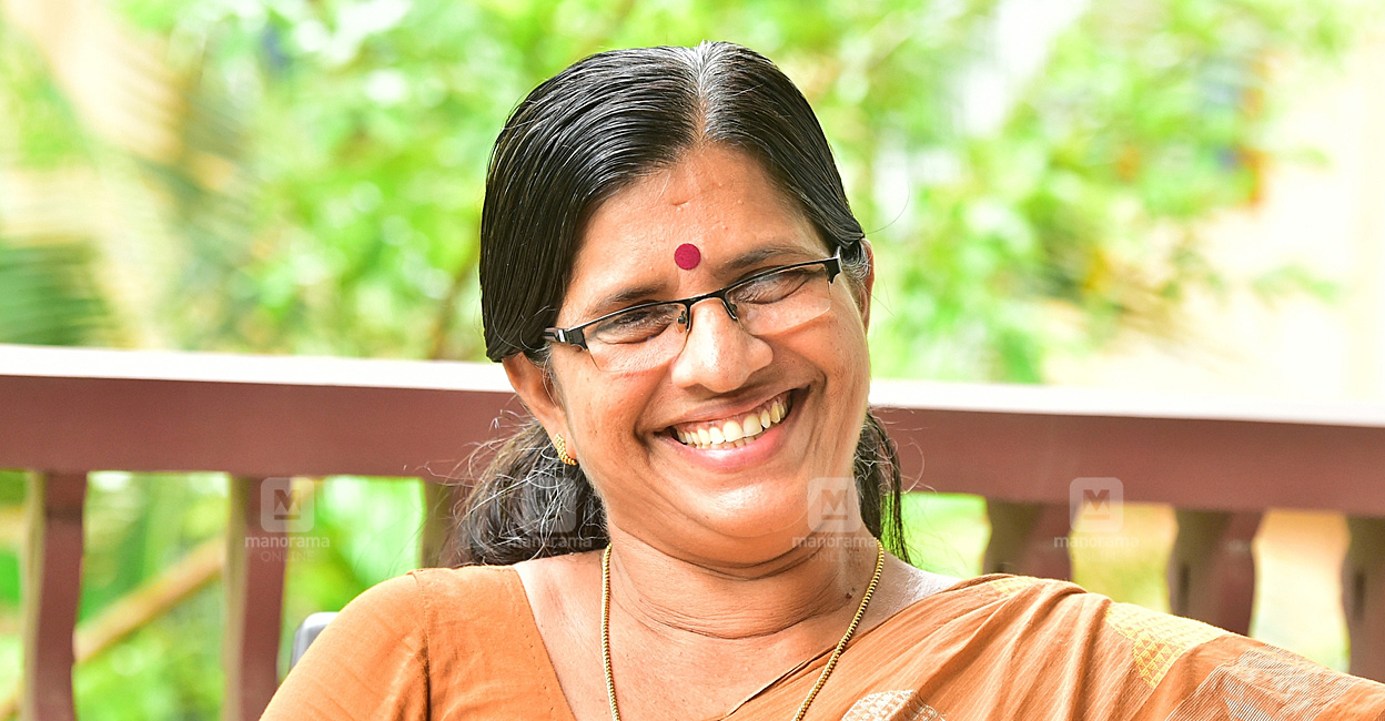കയ്യടി നേടി സിപിഐ കണ്ണൂർ മണ്ഡലം സെക്രട്ടറി ഉഷ | CPI | N Usha | Women ...