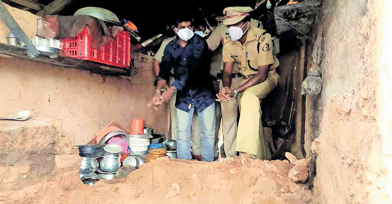 സിന്ധുവിനെ കുഴിച്ചുമൂടിയ വീട് പുതുക്കിപ്പണിയാൻ പദ്ധതിയിട്ടു | Sindhu ...