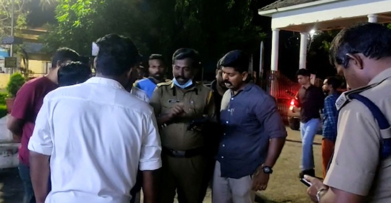 വാക്കുതര്‍ക്കത്തിനിടെ യുവാവ് കുത്തേറ്റ് മരിച്ചു; ആക്രമിച്ചത് ...