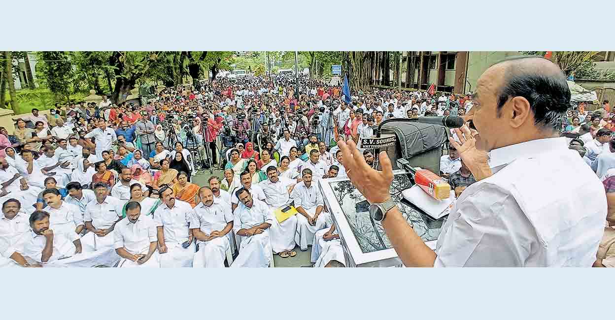 തൊഴിലുറപ്പു പദ്ധതി ഇല്ലാതാക്കാൻ കേന്ദ്ര നീക്കം: സതീശൻ - VD Satheesan ...