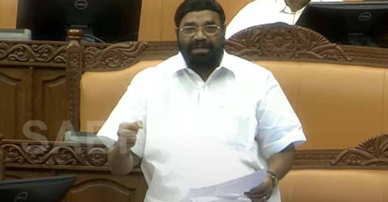 ബച്ചനെ പോലിരുന്ന കോണ്‍ഗ്രസ് ഇന്ദ്രന്‍സിനെ പോലെയായി: നടനെ പരിഹസിച്ച് ...