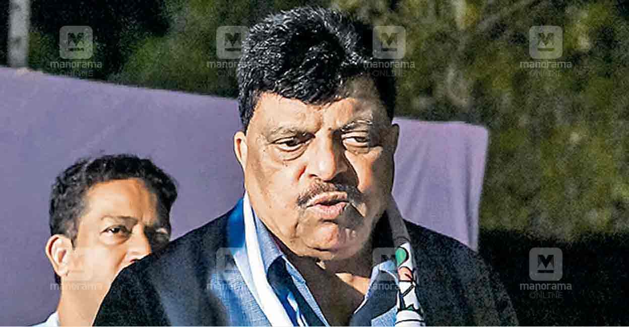 ചർച്ചിൽ അലിമാവോ: രാഷ്ട്രീയത്തിലെ ‘ട്രാൻസ്ഫർ ഹീറോ’ | Goa Assembly ...
