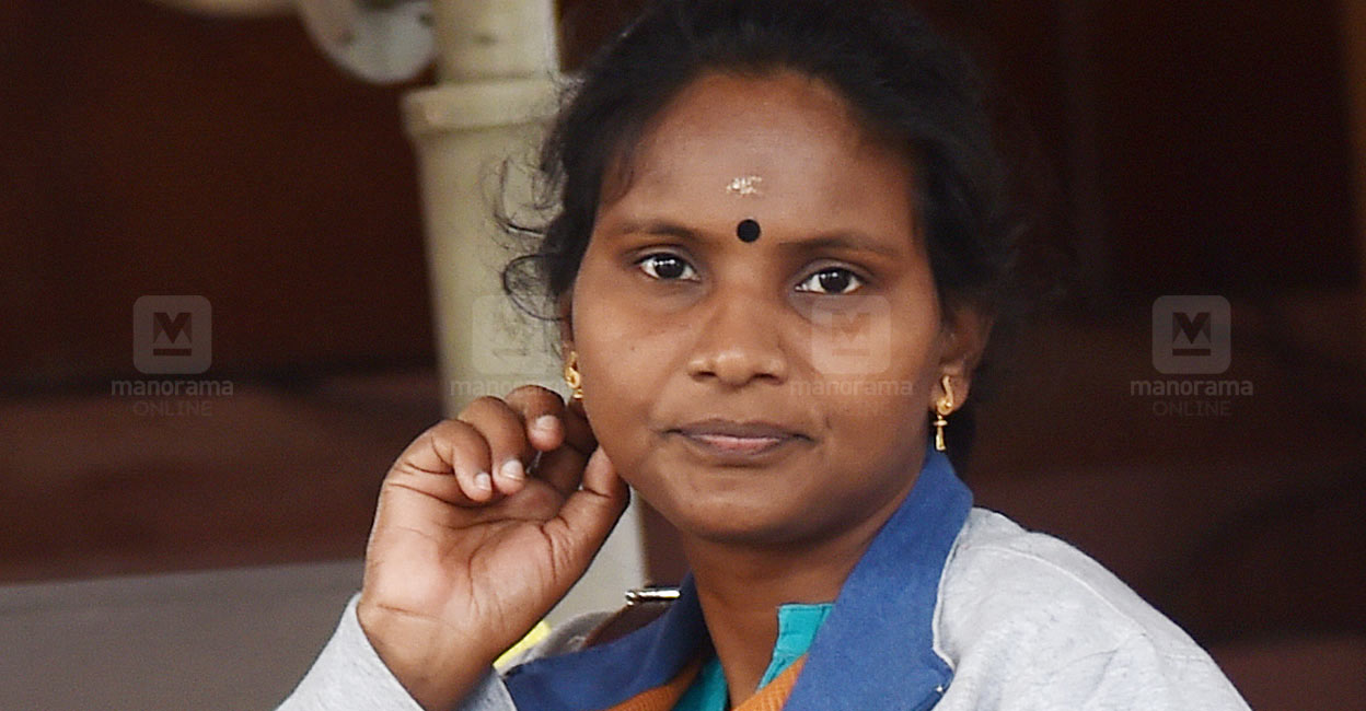 സിൽവർലൈൻ: കേരളത്തിനെതിരെ കേന്ദ്രം നടപടിയെടുക്കണമെന്ന് രമ്യ ഹരിദാസ് ...