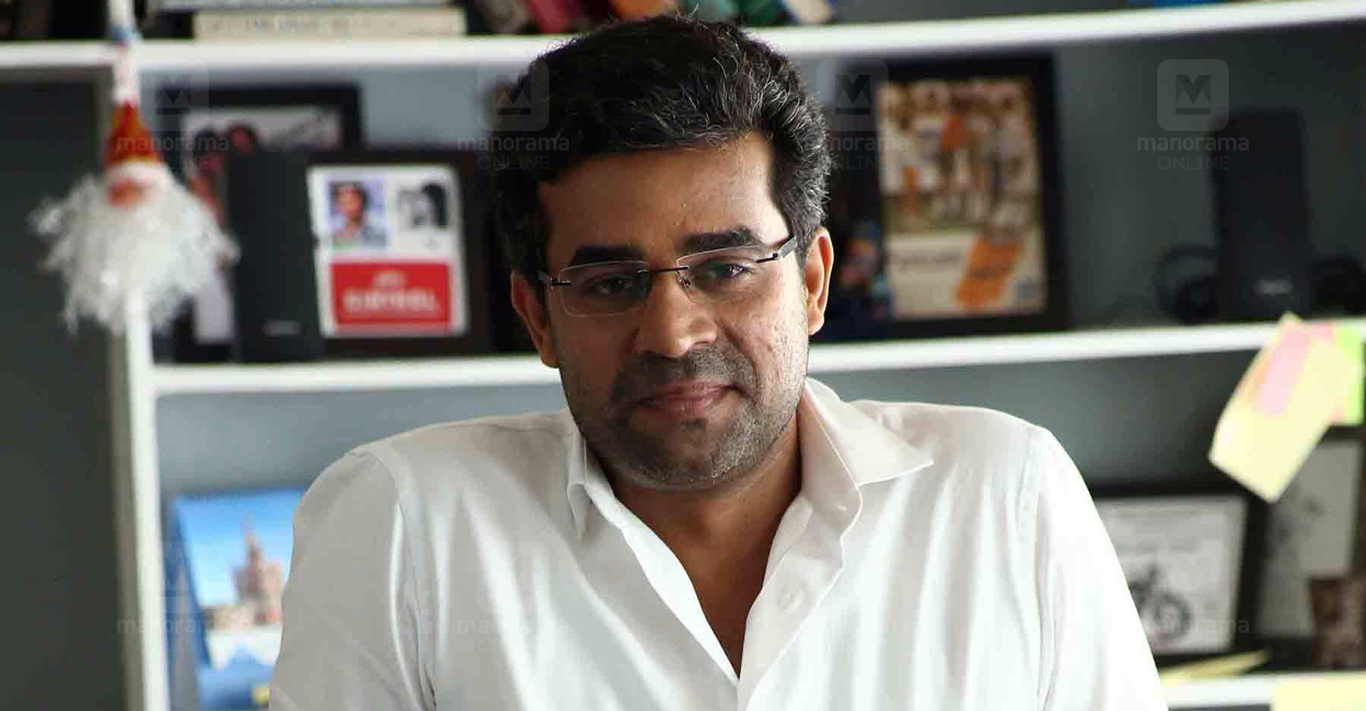 പീഡനക്കേസ്: ഹാജരാകാൻ വിജയ് ബാബുവിന് പൊലീസിന്റെ നോട്ടിസ് | Vijay Babu ...