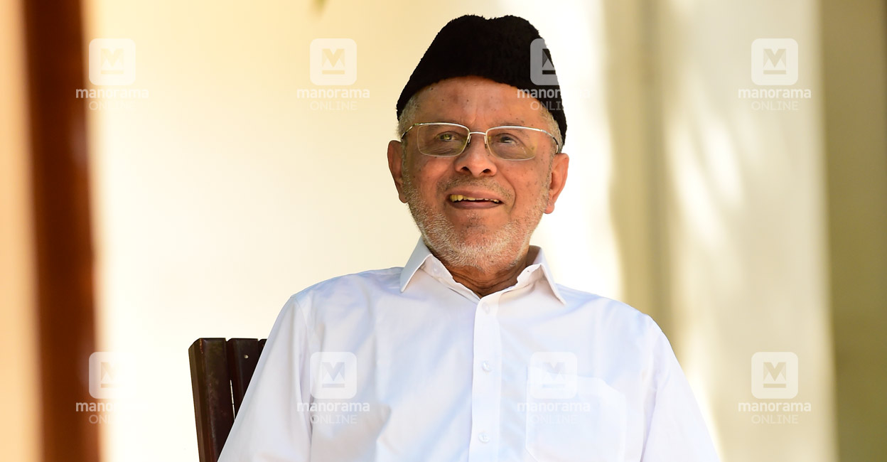 സർഗാത്മകതയുടെ ഉദ്യാനഭംഗി വഹിച്ചൊരാൾ | Panakkad Sayed Hyderali Shihab ...